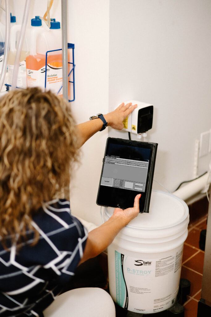 24/7™ Drain Dosing Station - Dispenser - State Industrial Products